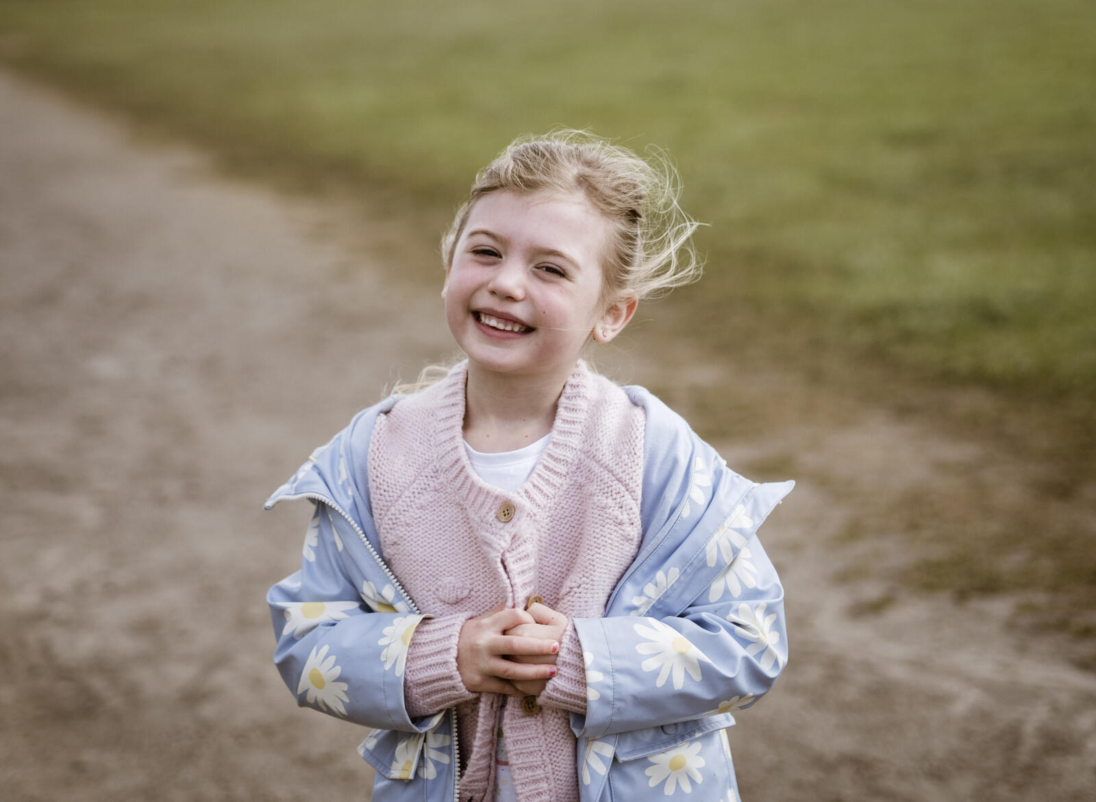 Phoebe is growing up fast - Olympus UK E-System User Group