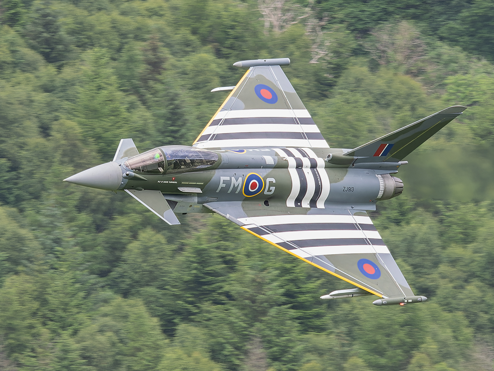 Low Level through the Welsh valleys. - Olympus UK E-System User Group